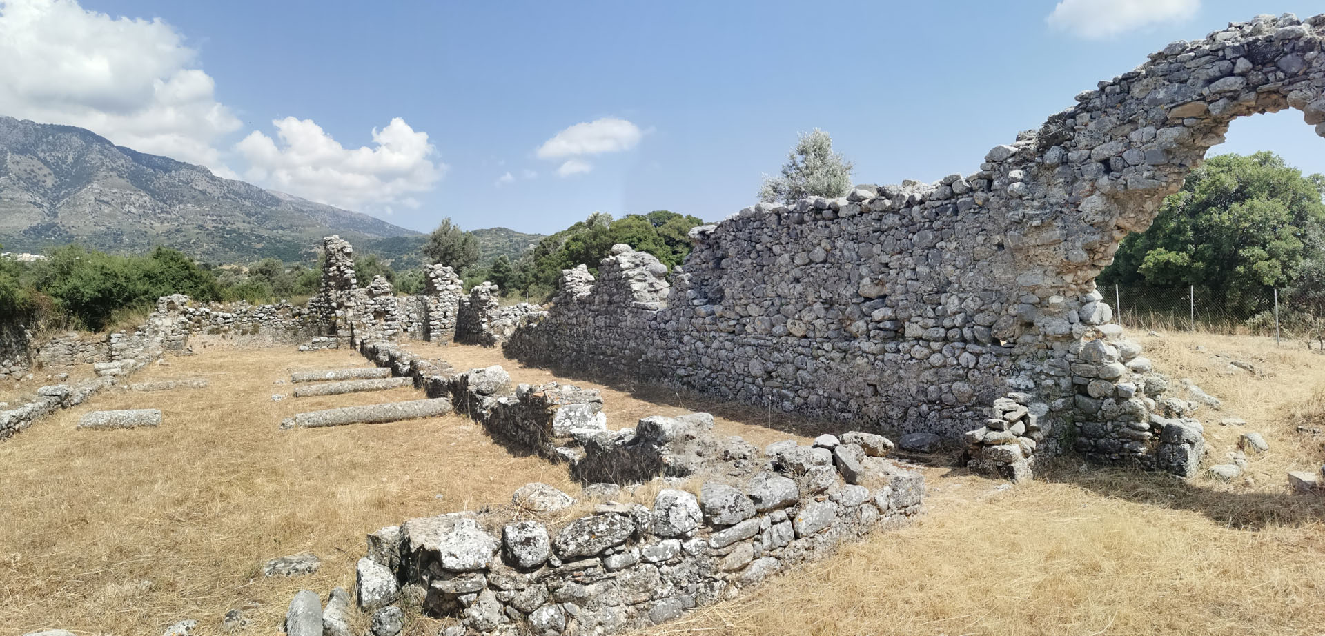 Proto-byzantinische Basilika von Bizari | discoveramari.gr